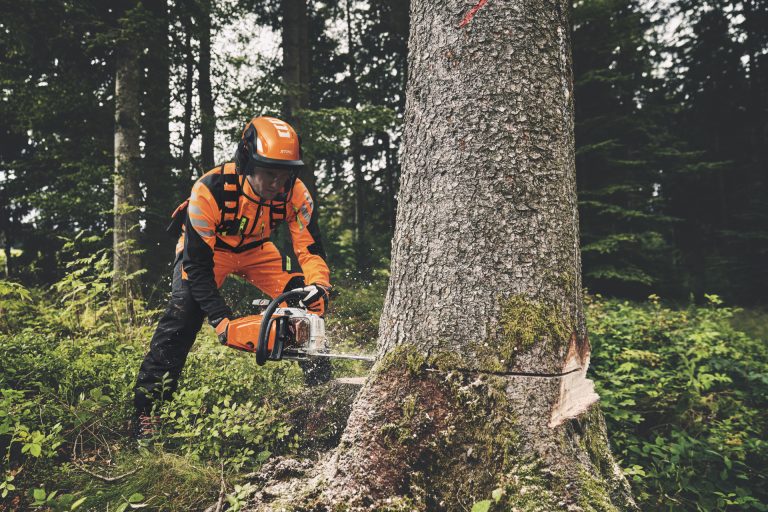 STIHL MS 400.1 Chainsaw-Setting New Standards | Forest Machine Magazine